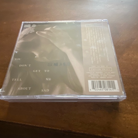 Taylor Swift | Media | Collectors Edition Taylor Swift Ttpd The Bolter ...